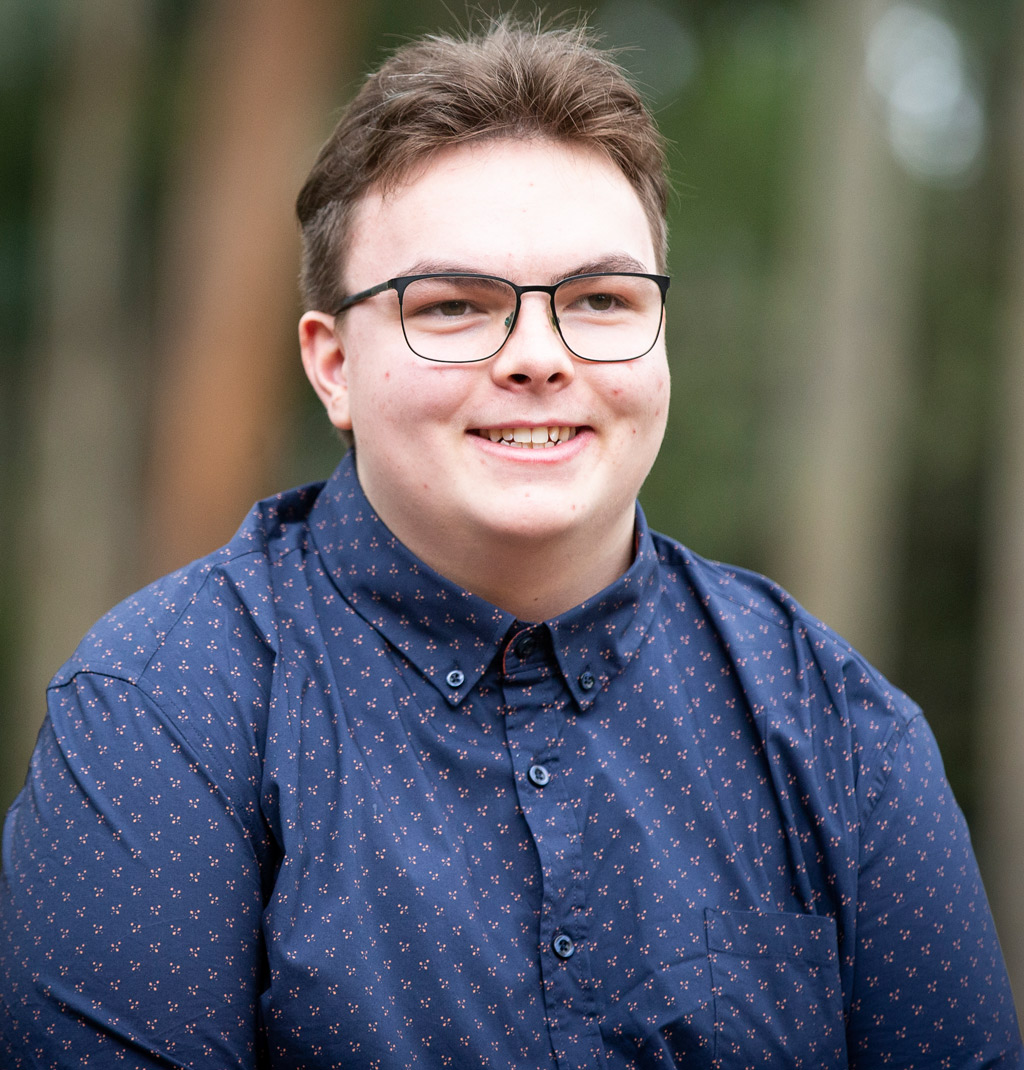 UOW students awarded Sir William Tyree Scholarships – Tyree Transformers